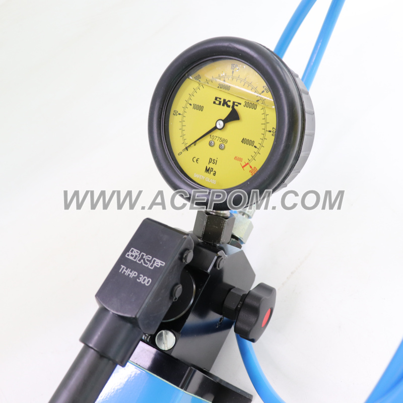 Hydraulic pump THHP 300/THKI 300/400/729101 300MPA manual hydraulic pump develops oil pressures